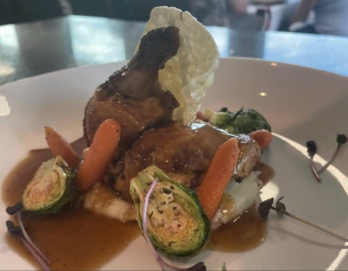 Goldies Kitchen + Bar | Discover Leduc Region